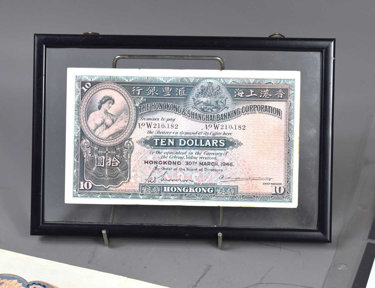 Lot 137 - A group of collectable bank notes to include